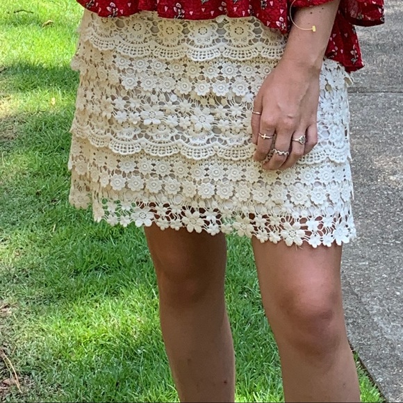 Mystree | Skirts | Beautiful Lace Skirt Size M | Poshmark
